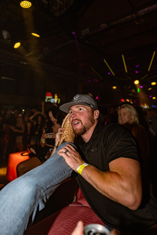 Contact – Southern String